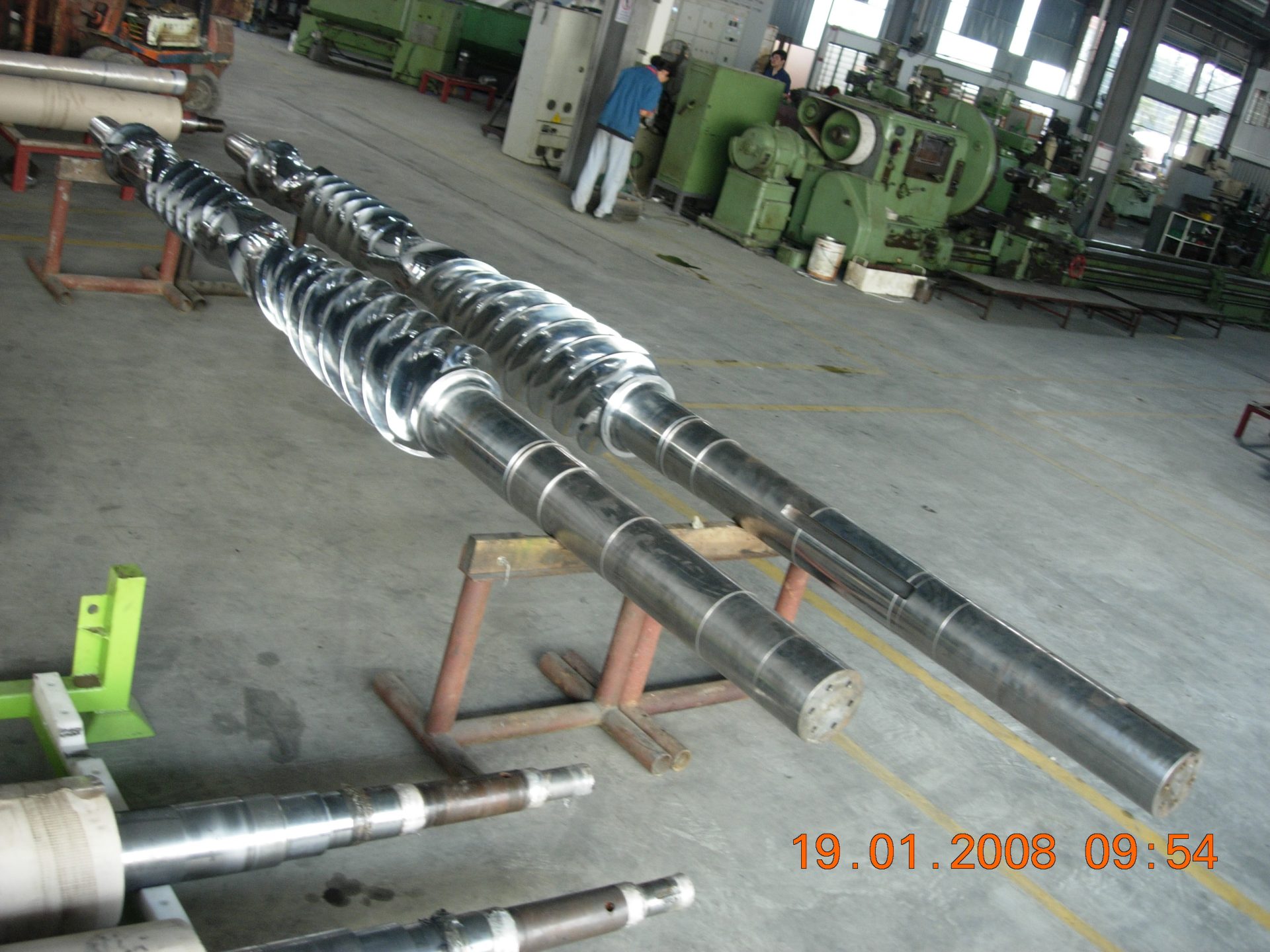 Extruder Conical Screw - H & T Industries Group