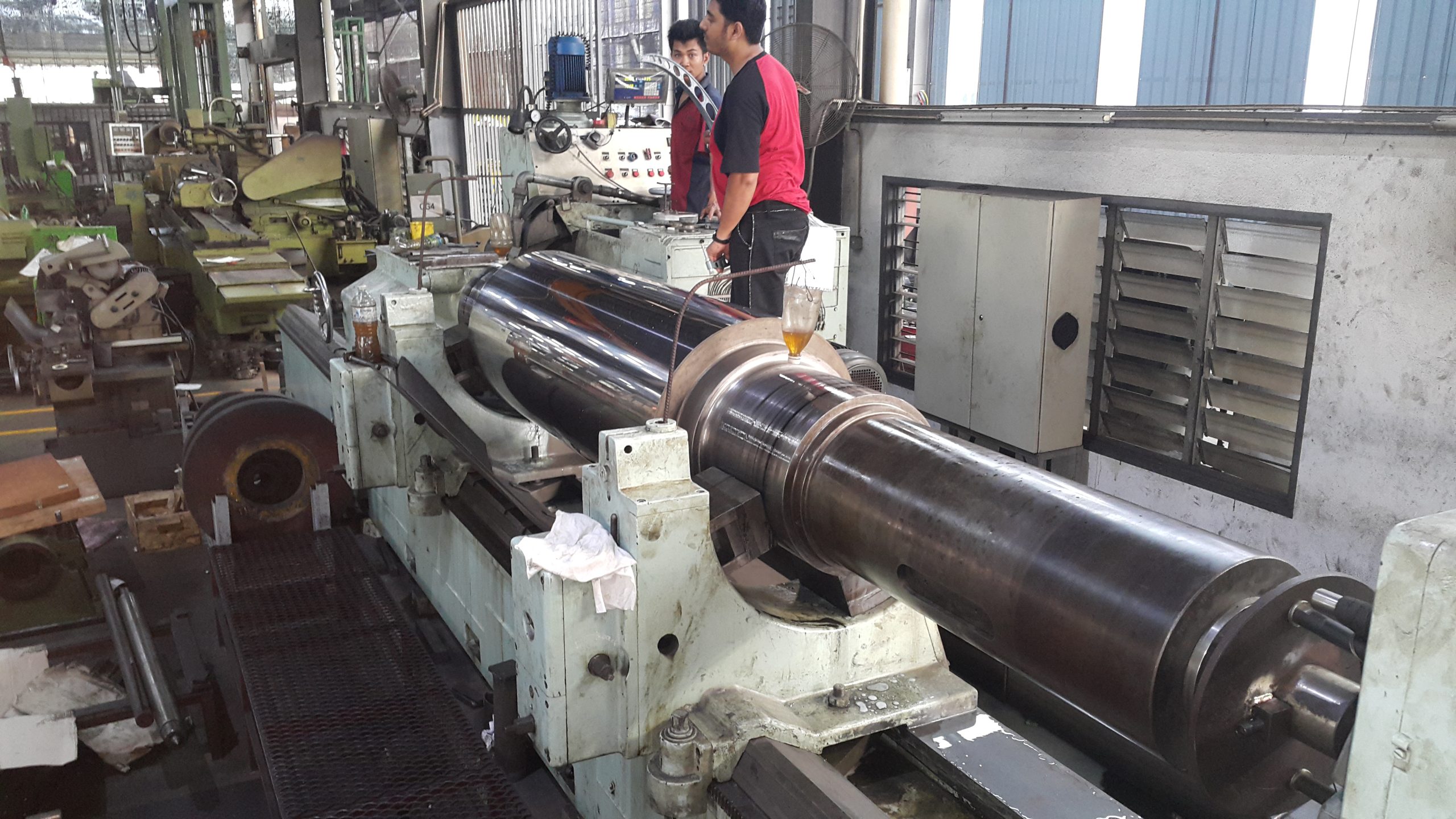 Roll Grinding - H & T Industries Group